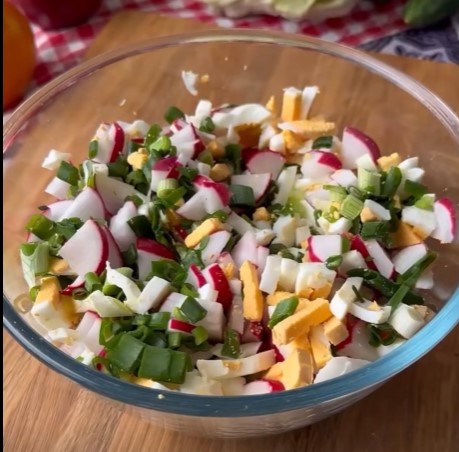 Spring Garden Radish and Egg Salad – Simple Food